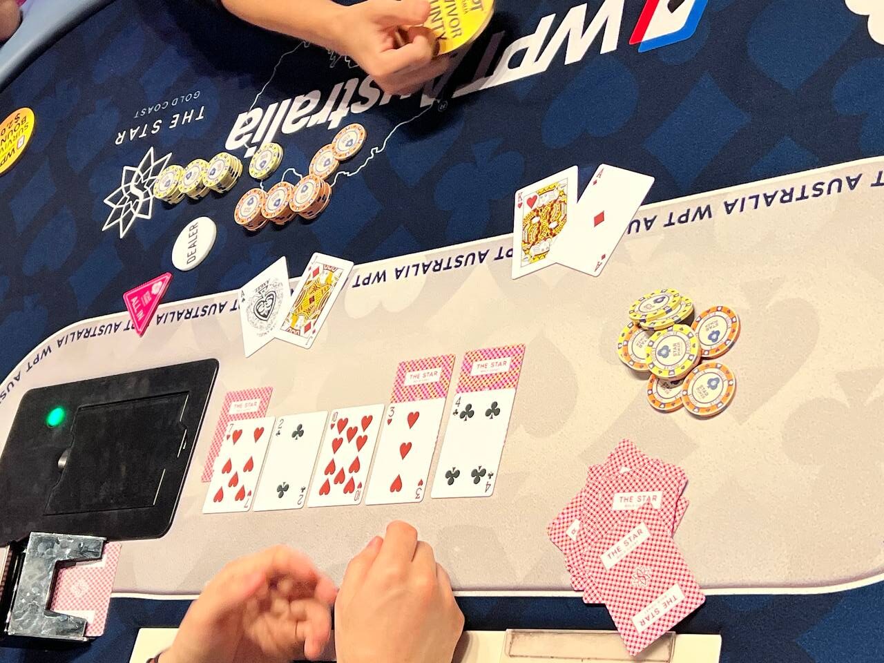 Player Suya Lee from South Korea is playing Outback Survivor Bounty Day ...