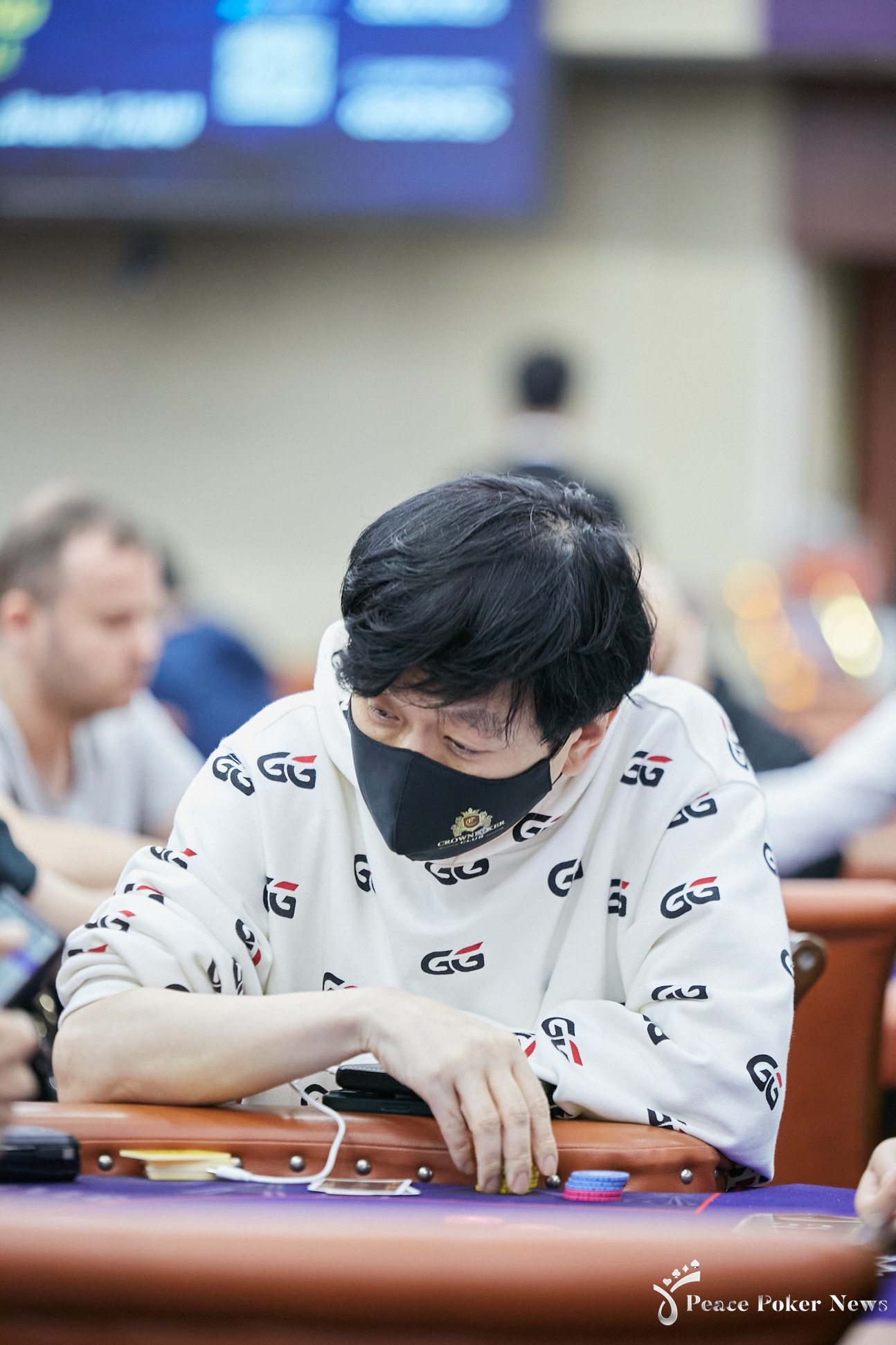 Super Highroller Korean Player Chips Counts – Peace Poker News